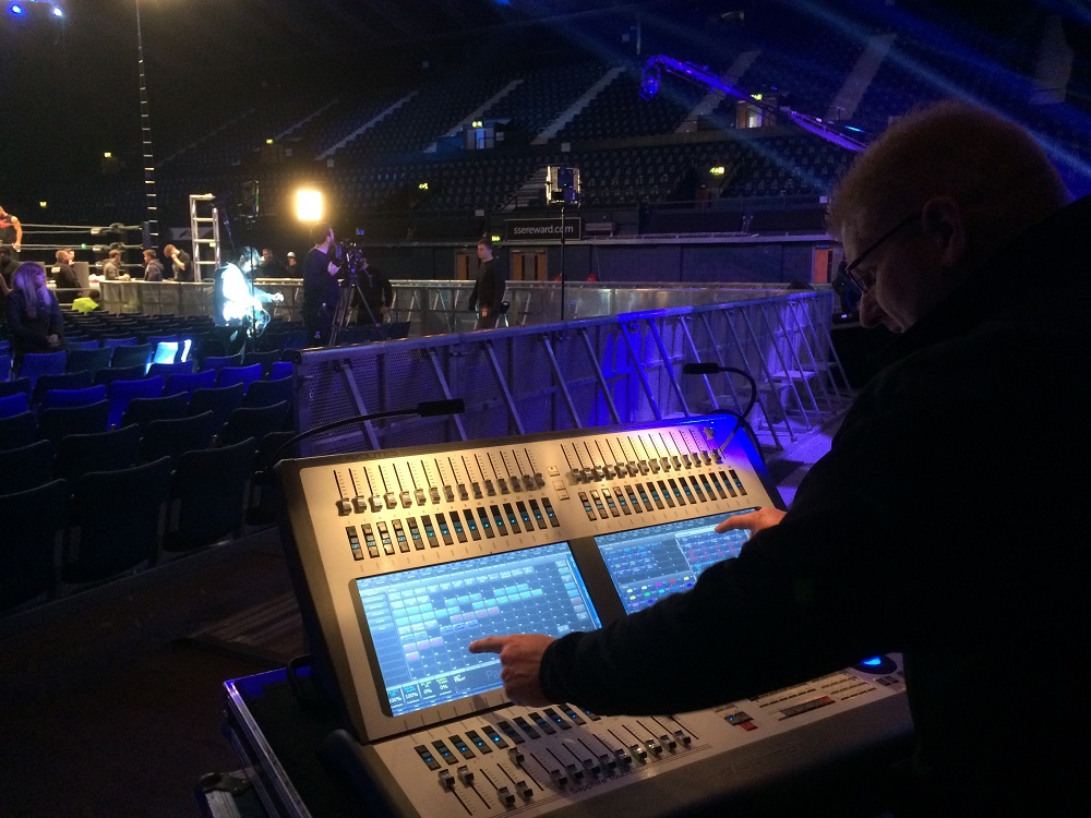 Avolites Sapphire Touch and ART2000 dimmers used for ‘Maximum Impact ...